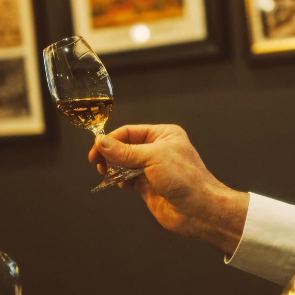 The 12 steps you should follow for the ultimate whisky tasting ...