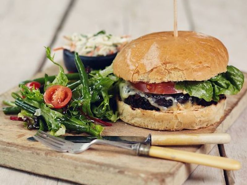 The most amazing and unusual world burgers | The Gentleman's Journal ...