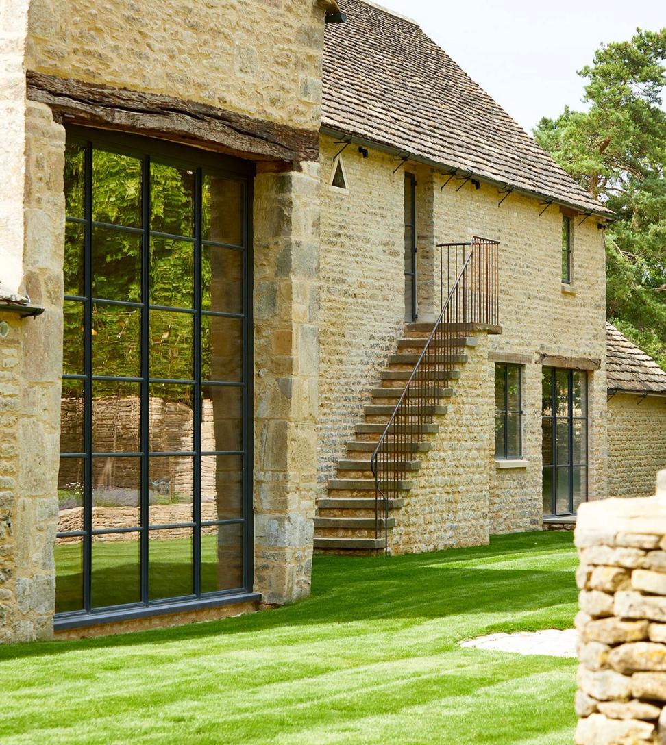 Escape to the country with this quintessentially Cotswolds converted ...