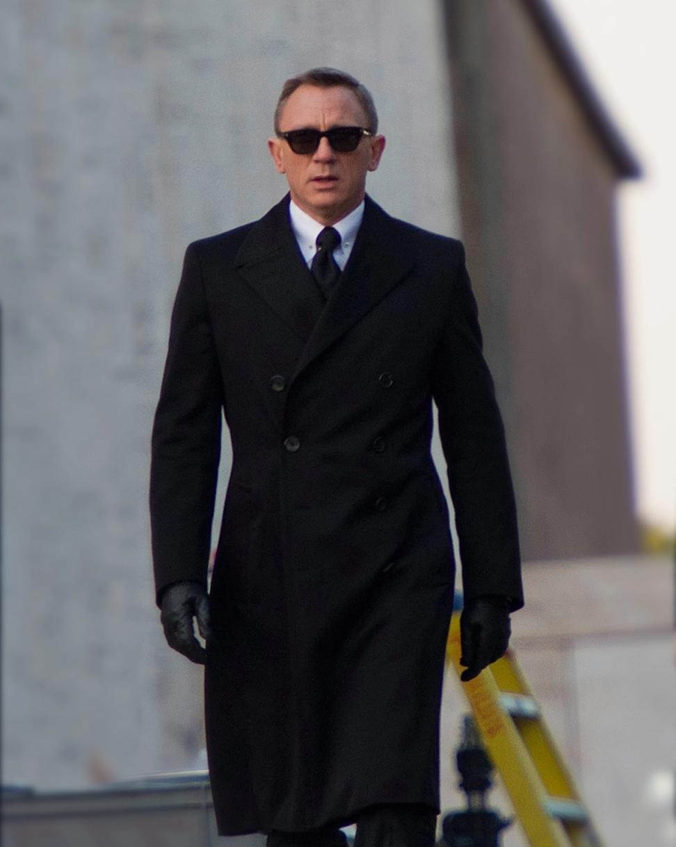 The best-dressed James Bond in the history of the 007 franchise | The ...