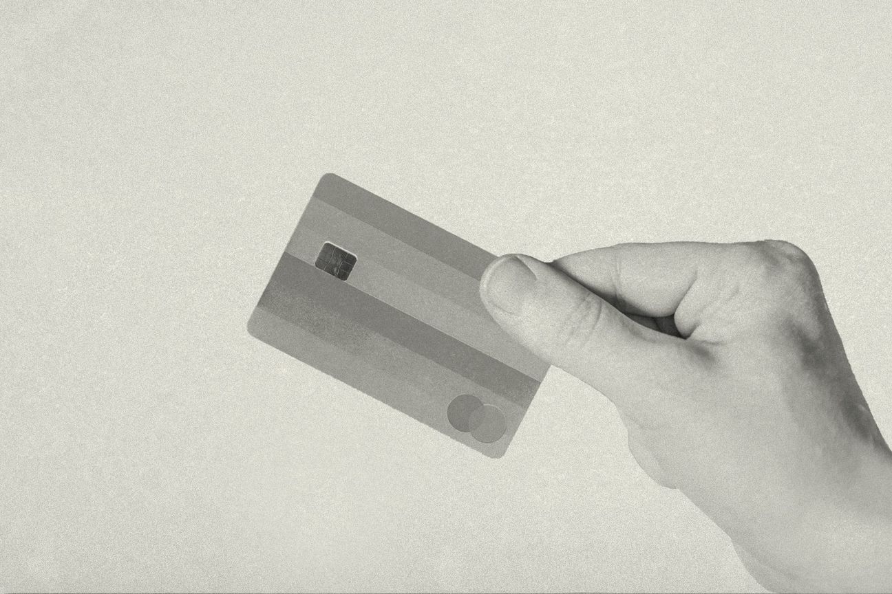 Why you should pick up the bill on a first date | Gentleman's Journal ...