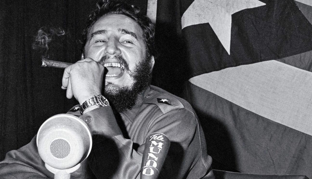 5 Of The Most Iconic Cigar Smokers | The Gentleman's Journal | The ...