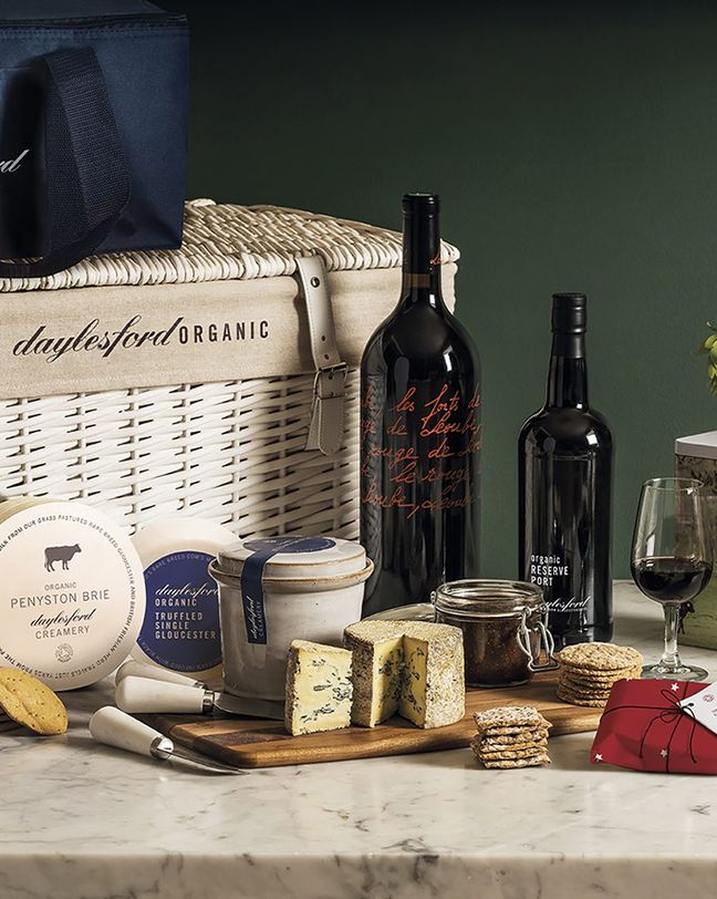These are the best luxury hampers to open this Christmas | Gentleman's ...