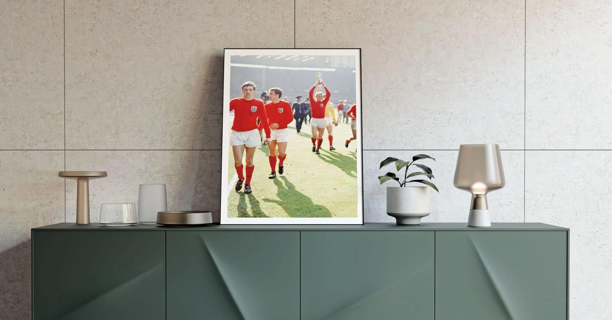 These 10 iconic sports prints will put world champions on your walls ...