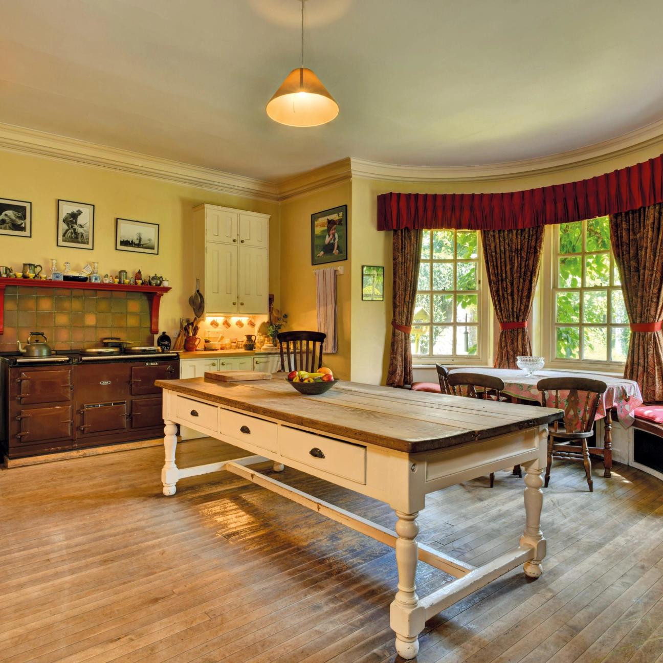 This Dorset country manor is a work-from-home dream | The Gentleman's ...