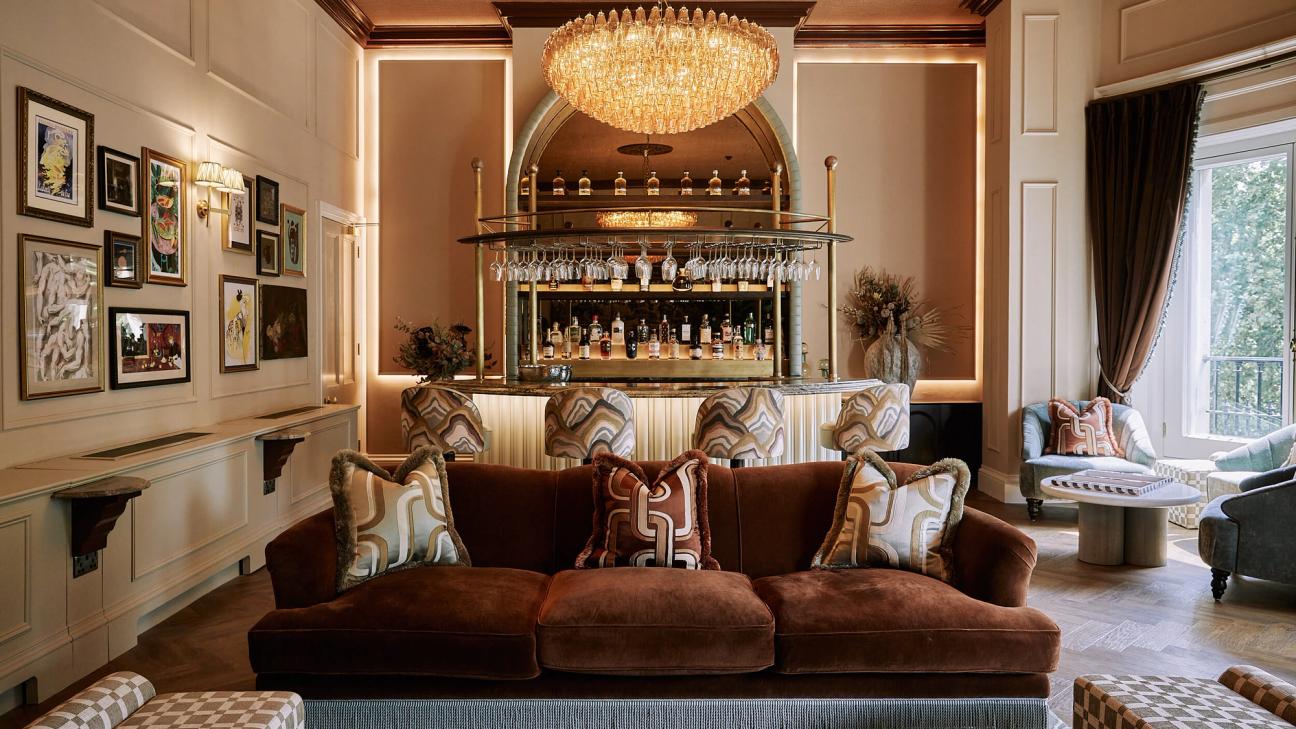 Decant Group: The ultimate destination for collectors and curious ...