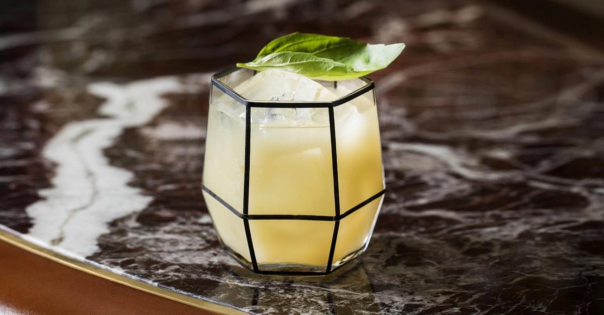 7 of London’s finest cocktails and where to find them | The Gentleman's ...
