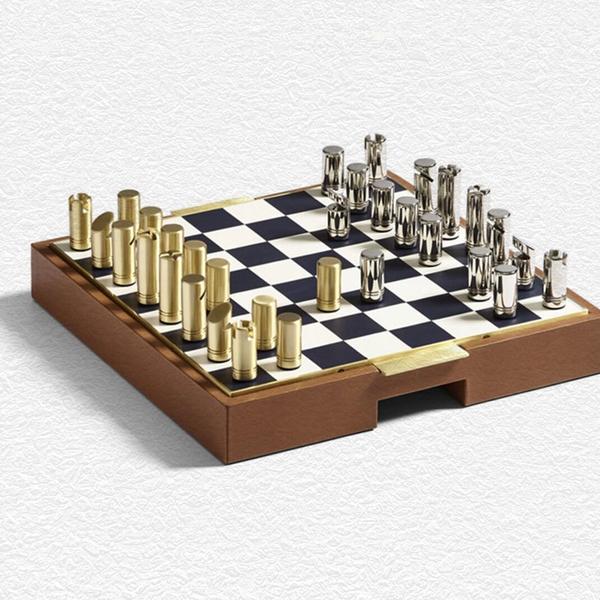 Editor’s Picks: Chess Set, Land Rover and Sushi Knife | Gentleman's Journal