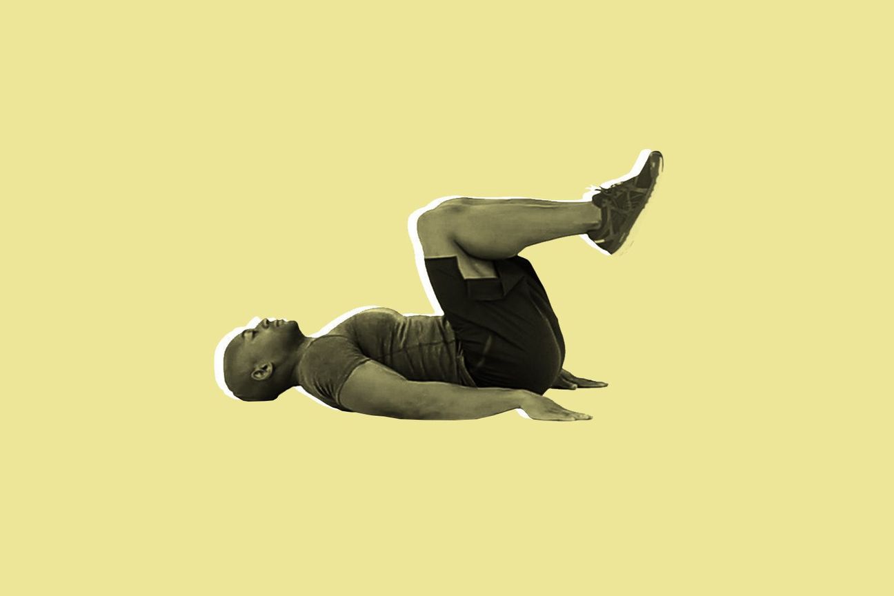 These 8 exercises will give you beach-ready abs this summer | Gentleman ...