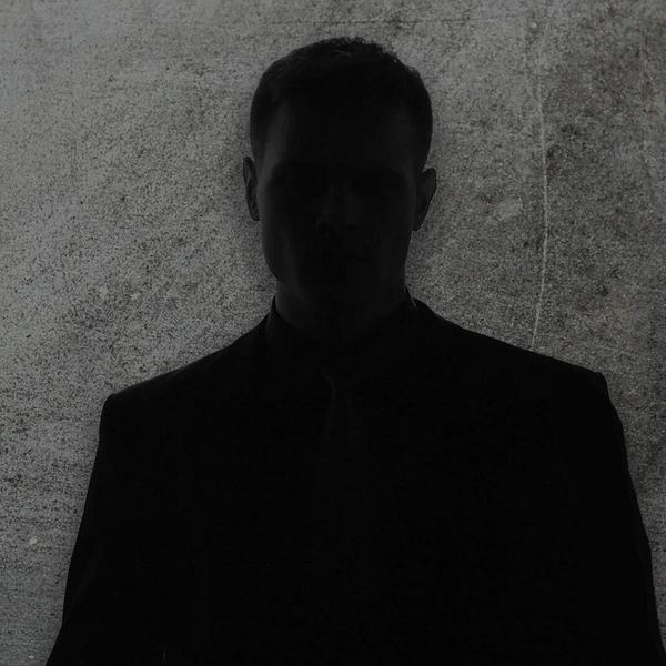 We asked a former undercover police officer how to cope with self ...