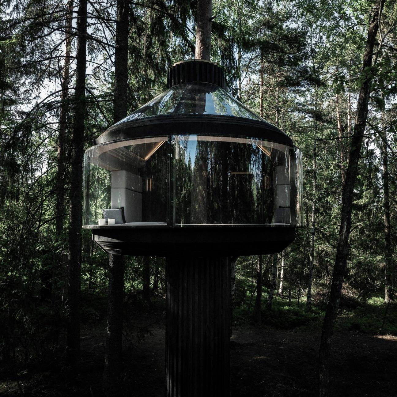 The luxury treehouse Polestar brought to the Finnish forest | The ...