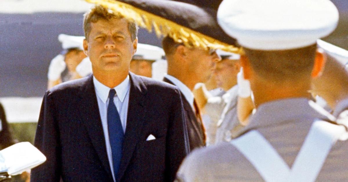 Style icons: How to dress like JFK | Gentleman's Journal | Gentleman's ...