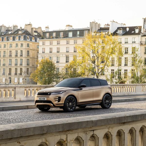 Review: the new Range Rover Evoque is a benchmark-maintaining SUV ...