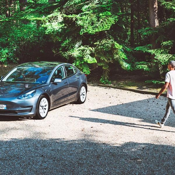 Fancy trying out a Tesla Model 3 right now? Here's your chance ...