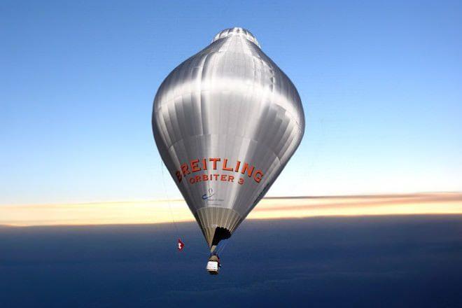 30 Greatest Moments in Aviation: The First Non-Stop Balloon Flight ...