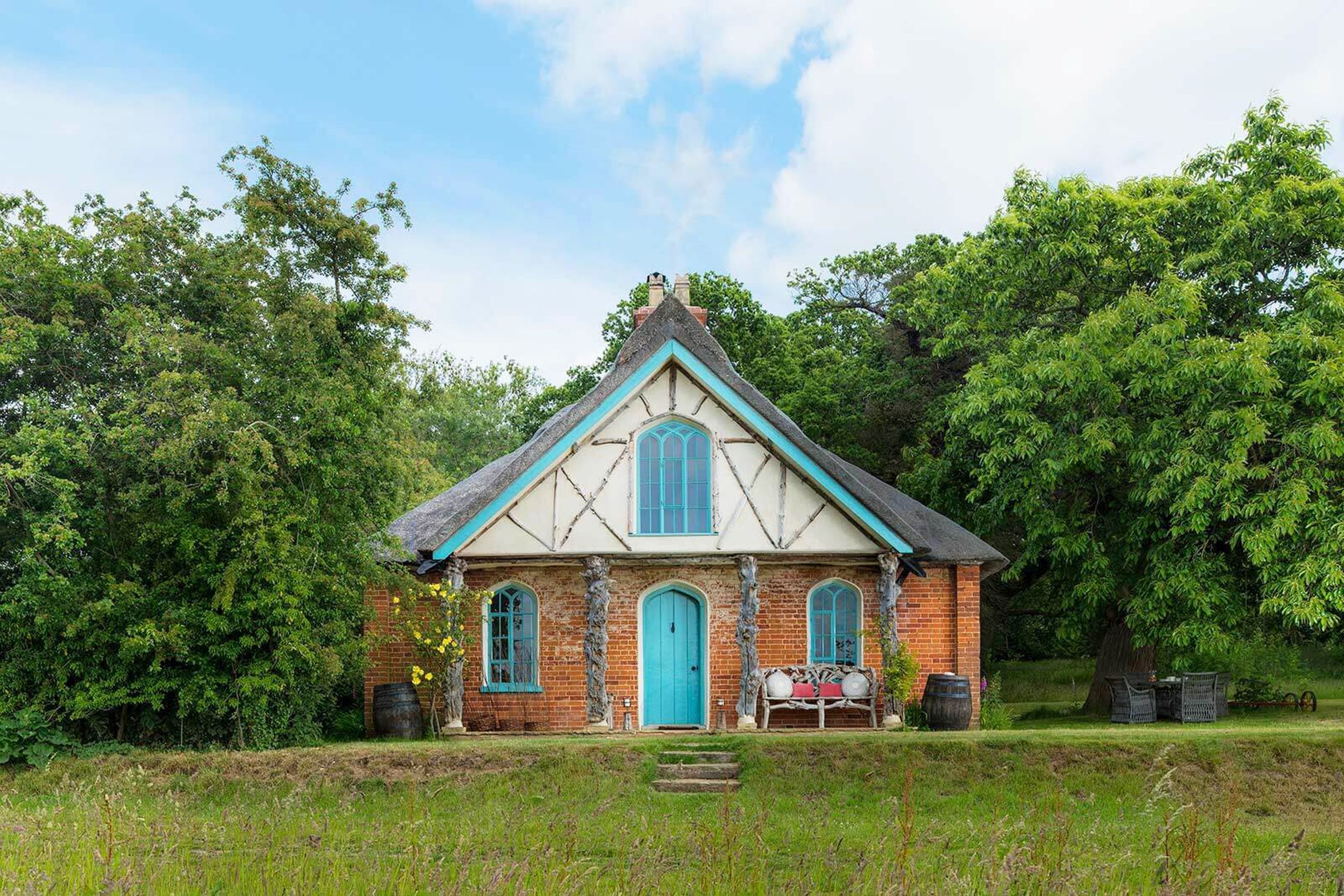 10 quintessentially English cottages to rent this year | Gentleman's ...