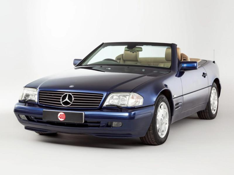 The Mercedes-Benz R129 SL is a royally modern classic | Gentleman's Journal