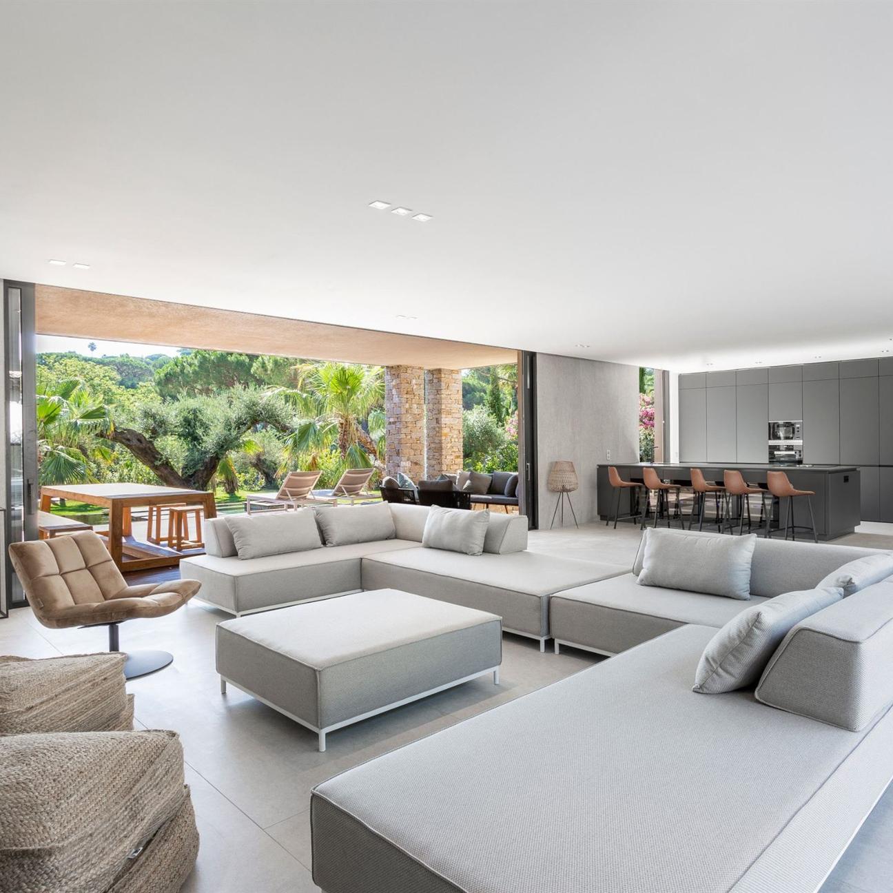 The best homes to buy on the French Riviera | Gentleman's Journal | The ...