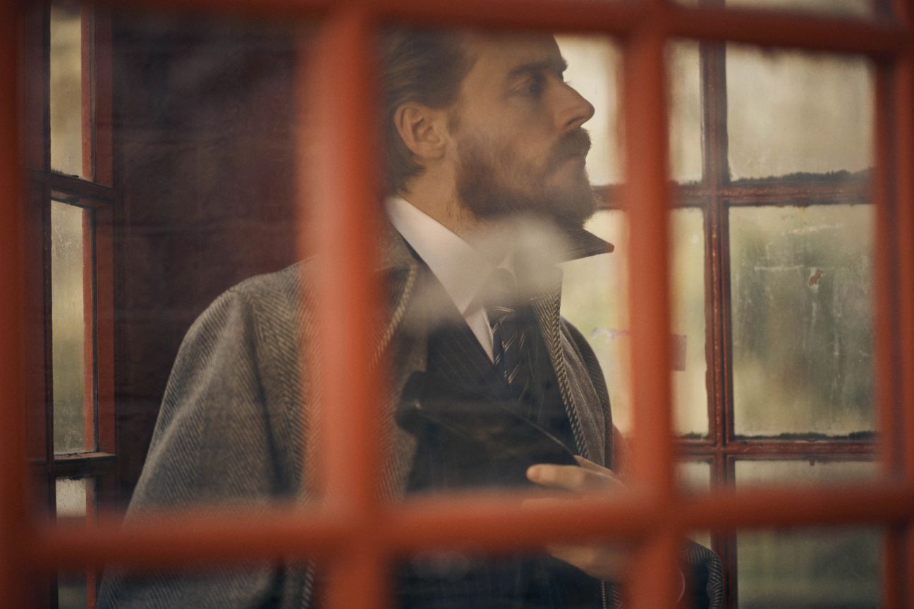 Jack Lowden is ready for his close-up | Gentleman's Journal | Gentleman ...