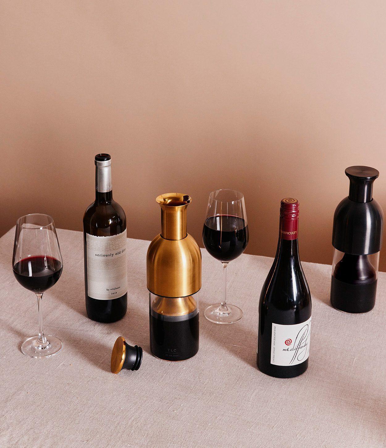 Here’s why every connoisseur needs an eto Wine Decanter | The Gentleman ...