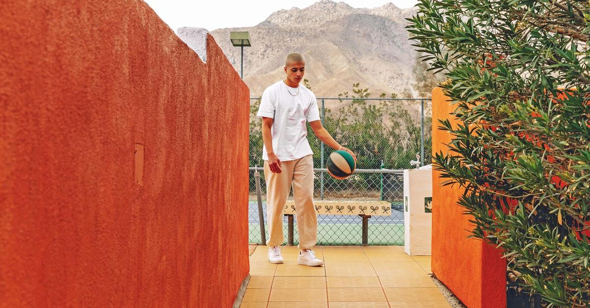 Duke + Dexter captures the soul (and soles) of summer | The Gentleman's ...