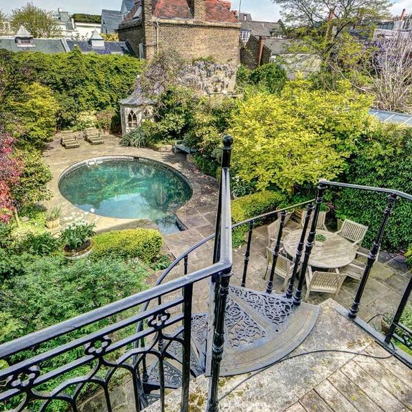 Property of the Week: Upper Cheyne Row | The Gentleman's Journal | The ...