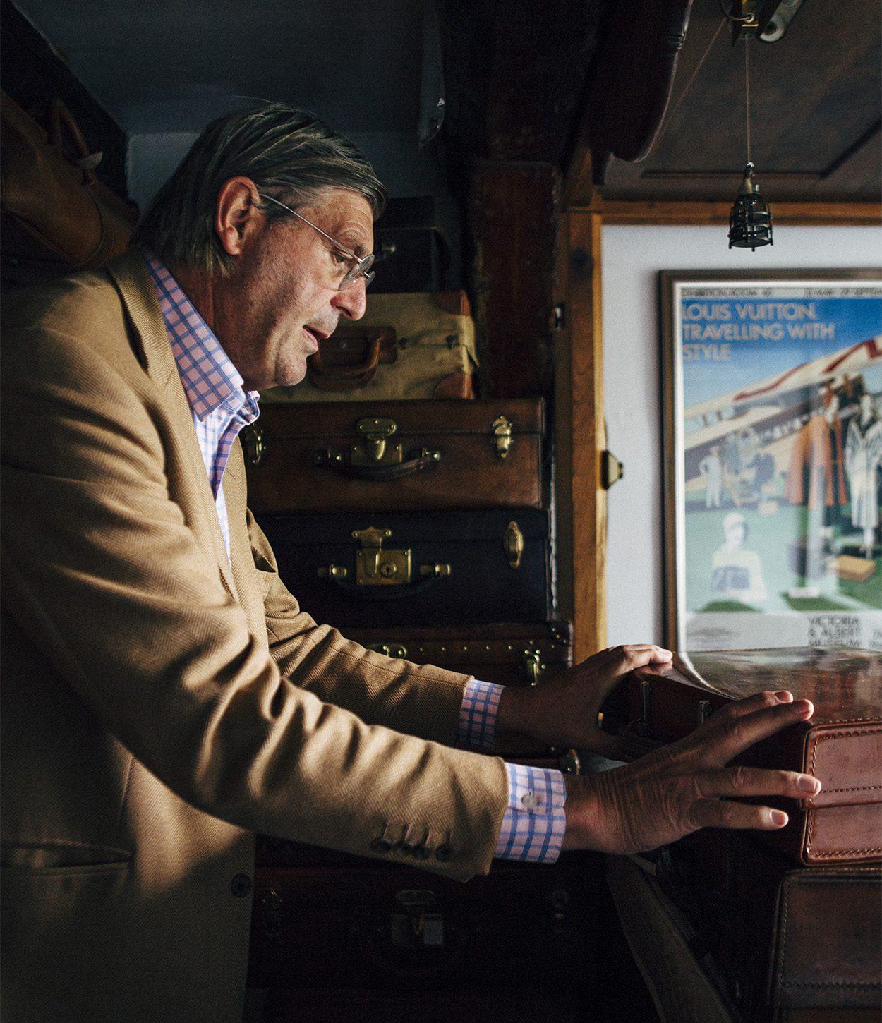 Introducing Menko ten Cate, the world's most prolific luggage collector ...