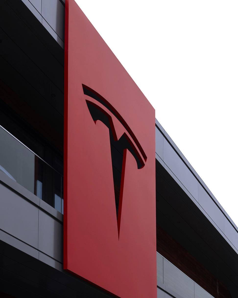 Leading the charge: Inside Tesla’s European mega-factory | Gentleman's ...