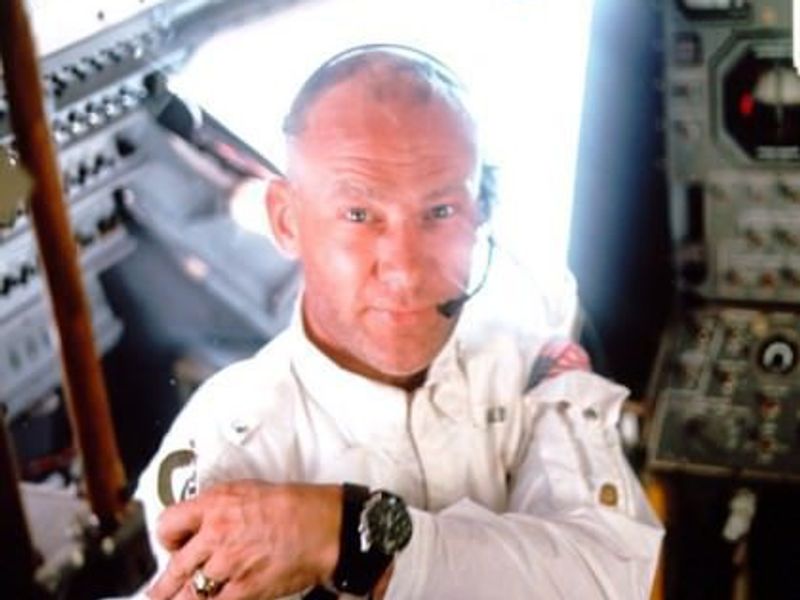 30 Greatest Moments in Aviation: The First Watches in Space | The ...