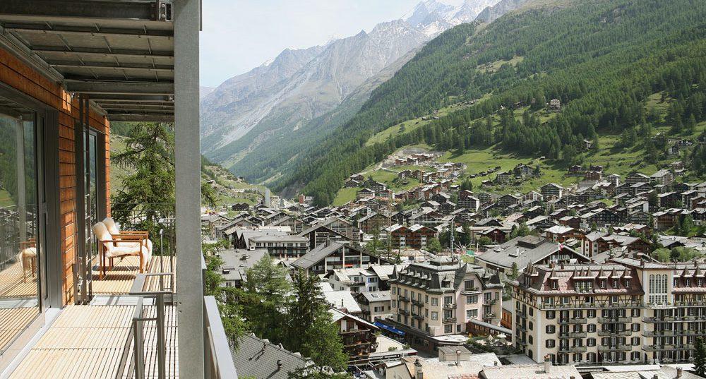 The most incredible hotel room views in the world | The Gentleman's Journal