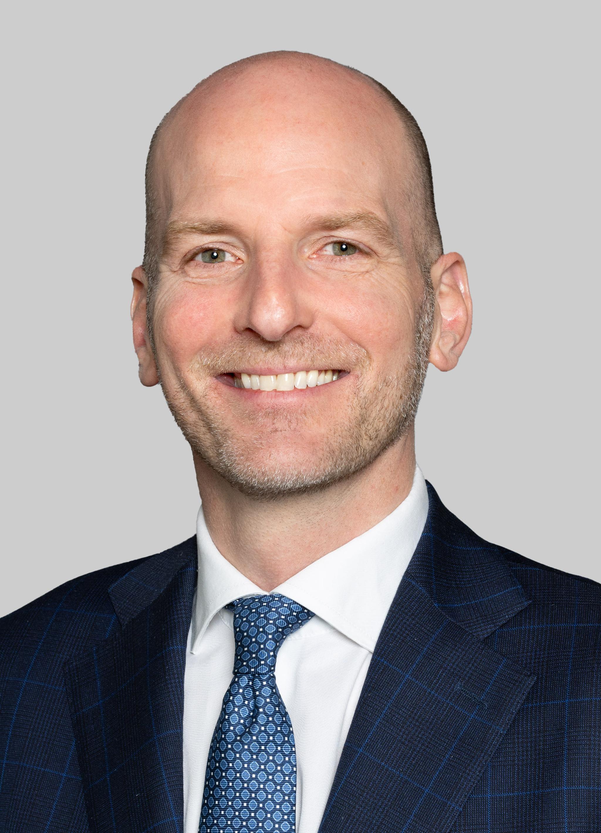 Newsecin johto ja hallitus