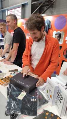 For the HRF: Seedor Set with two safes signed by Michael Saylor, Anita ...