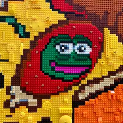 LEGO PEPEroni Pizza | Scarce City