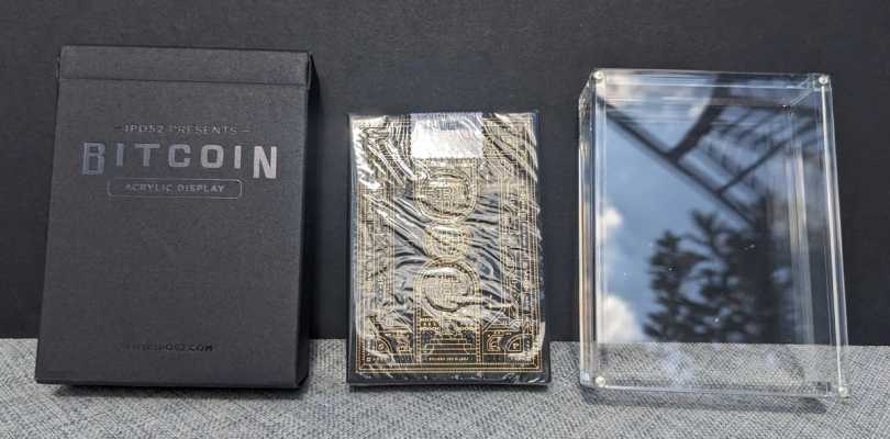 IPO52 Bitcoin Playing Cards – Black Edition | Scarce City