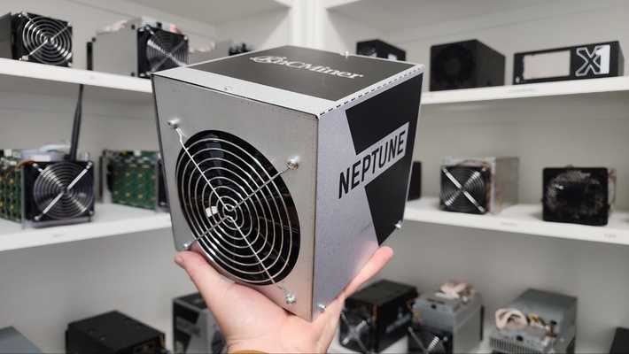 1 of 5 in the WORLD (Autographed) rare 2013 KnC Bitcoin Miner | Scarce City