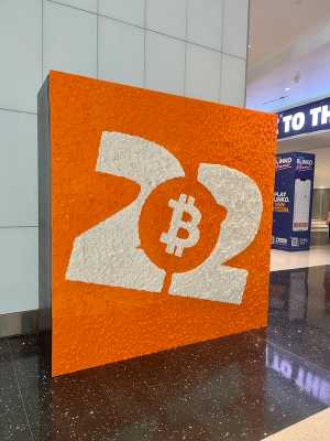 Built on the Blockchain (22 Bitcoin LEGO Mural) l | Scarce City