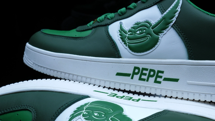 Pepe Flyers V1 Editions 1-21 | Scarce City