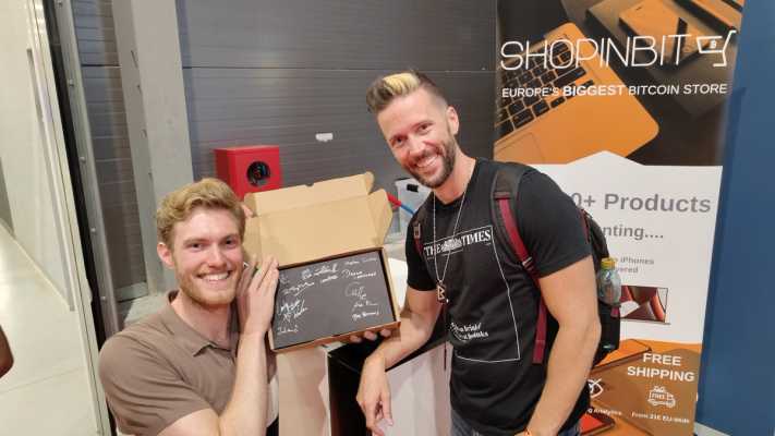 For the HRF: Seedor Set with two safes signed by Michael Saylor, Anita ...