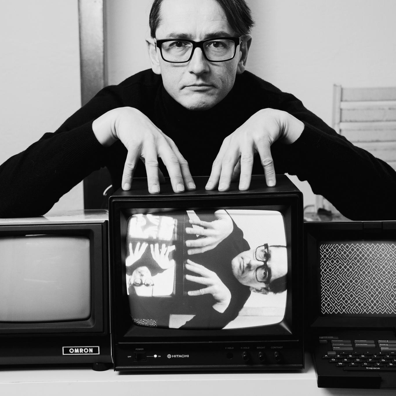 CURATED: MARIO KLINGEMANN