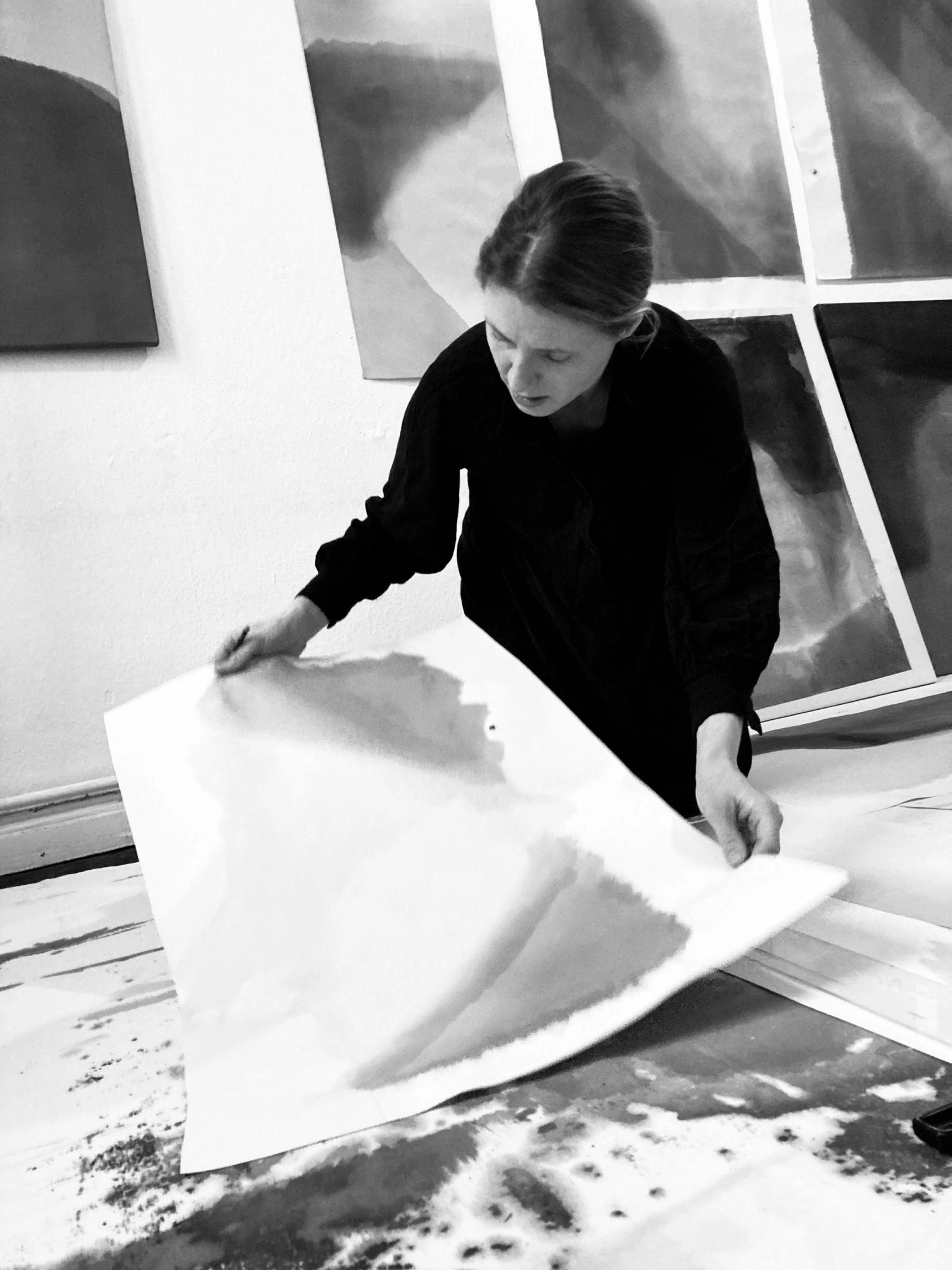 ANNA BELLER: THE MIND, BODY AND SOUL OF ABSTRACT ART