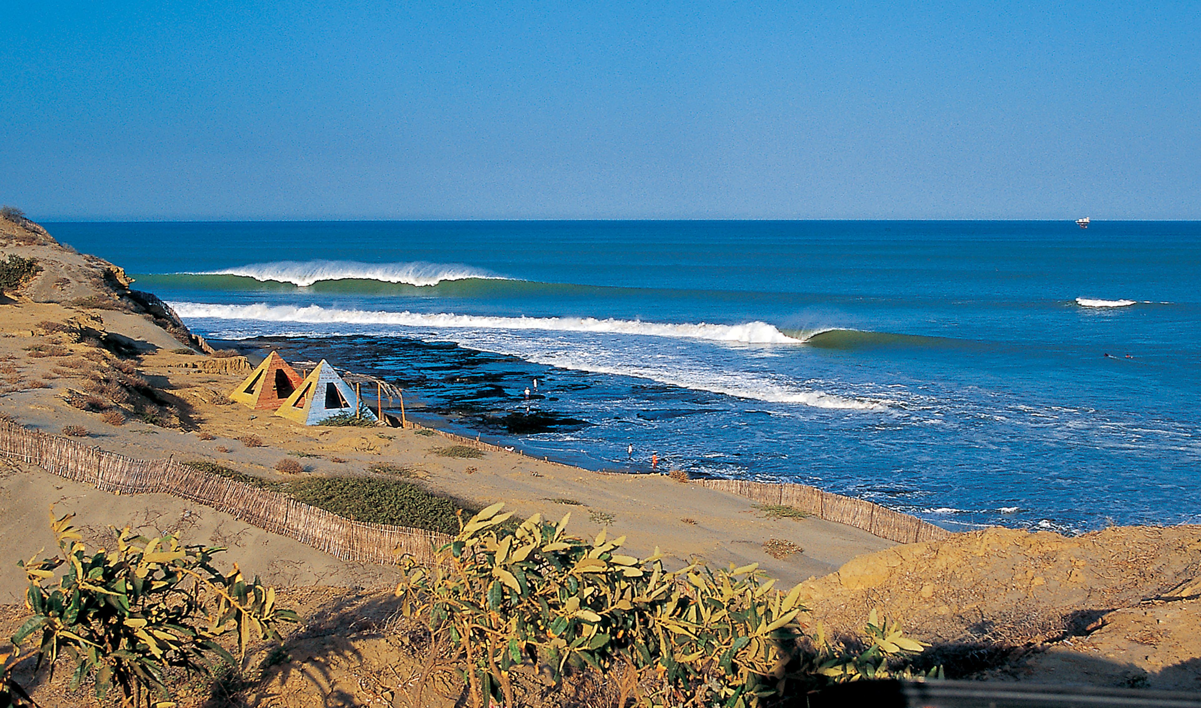 Surfing in Piura - South, Peru – Surf Guide & Local Tips | Stormrider ...
