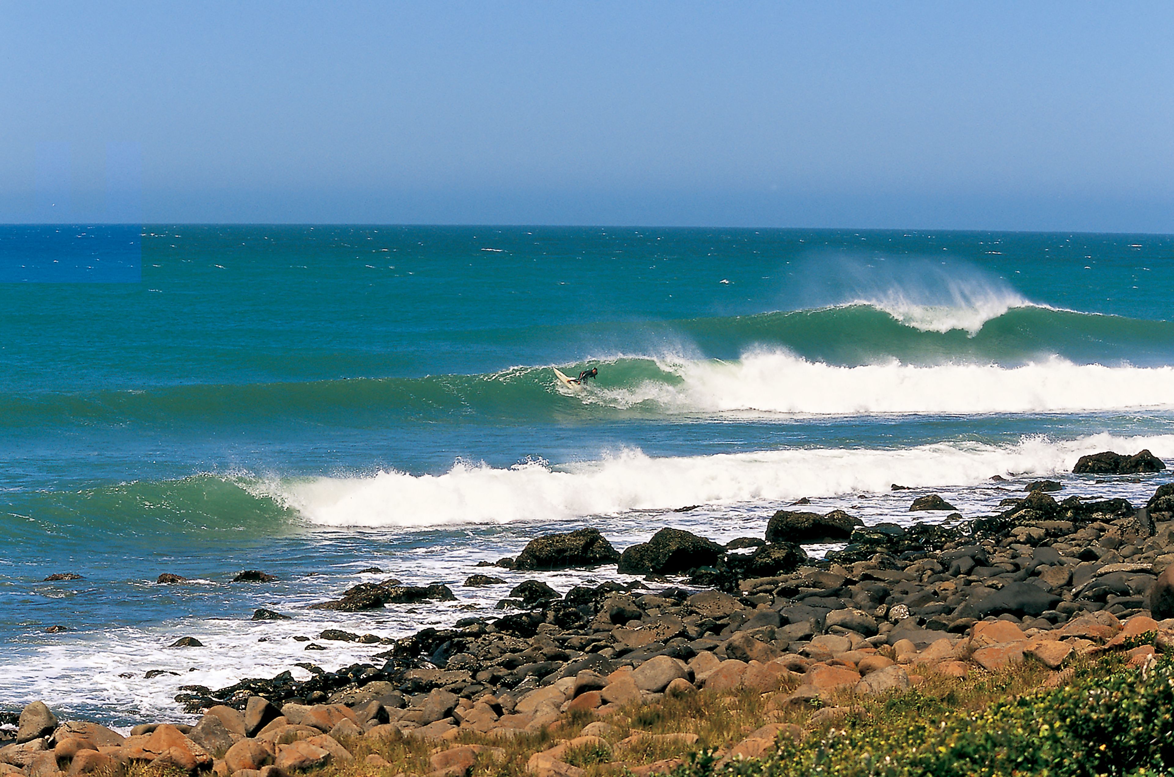 Yellowsands Surf Guide (East London, Eastern Cape, South Africa) – Wave ...