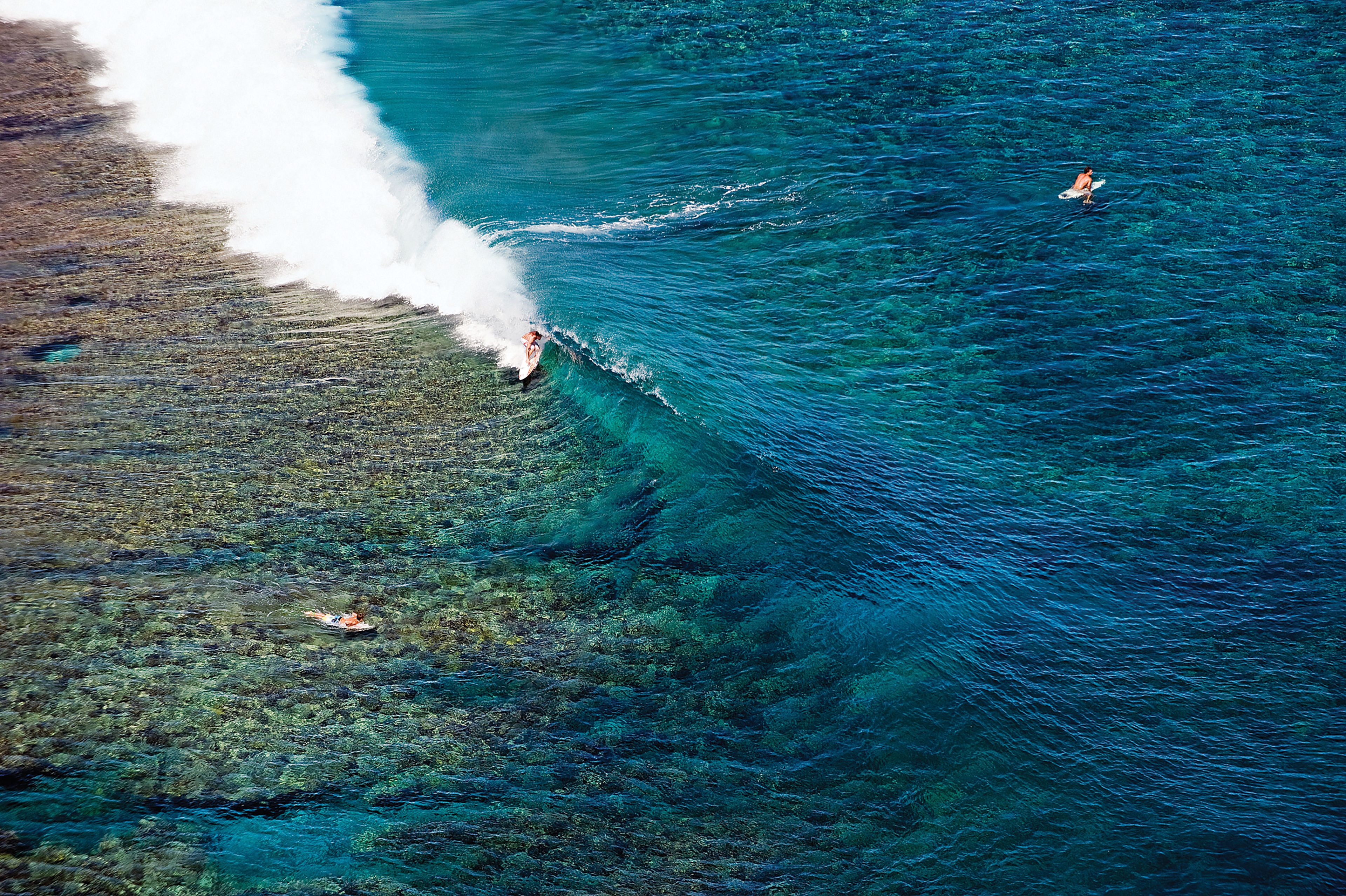 Surfing in Tahiti and Moorea, French Polynesia – Surf Guide & Local ...