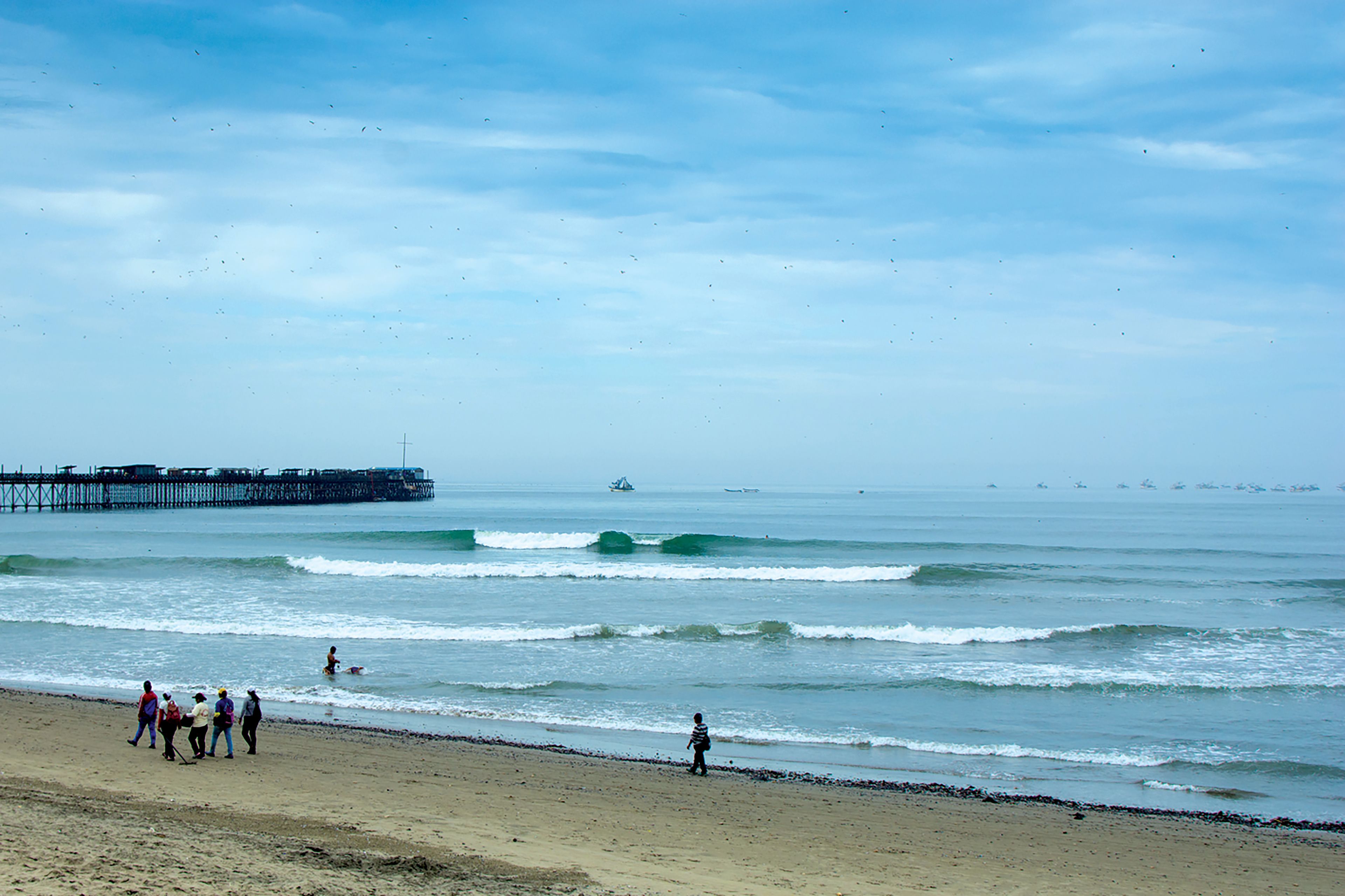 Pimentel Surf Guide (La Libertad, Peru) – Wave Info & Tips | Stormrider ...