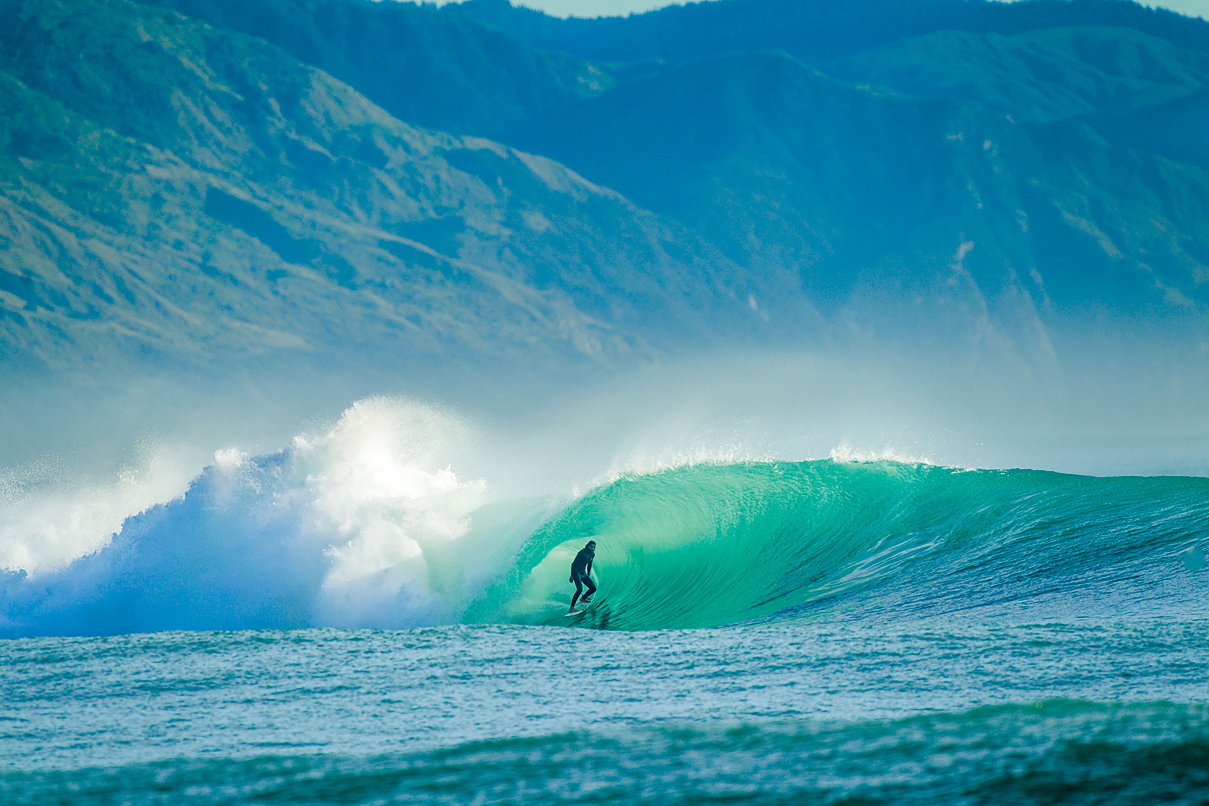 Surfing in New Zealand – Guide to Best Surf Spots & Seasons ...