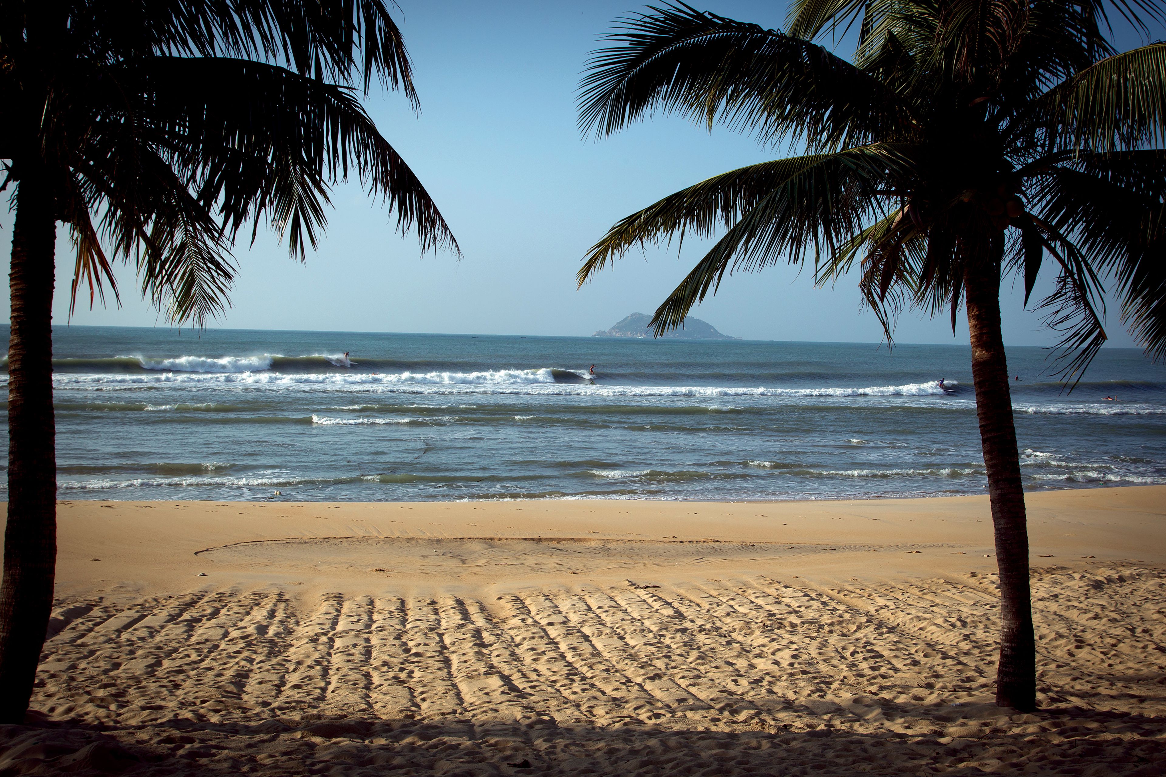 Surfing in China – Guide to Best Surf Spots & Seasons | Stormrider Surf ...