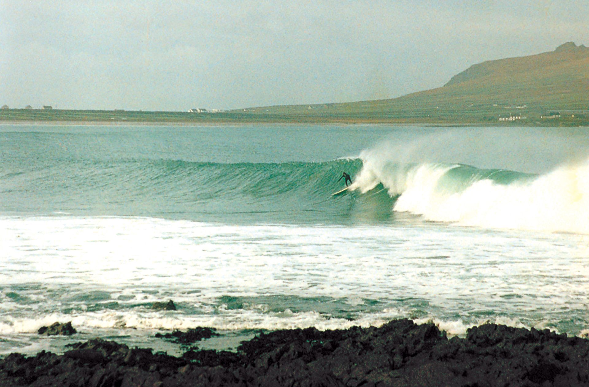 Surfing in Ireland – Guide to Best Surf Spots & Seasons | Stormrider ...