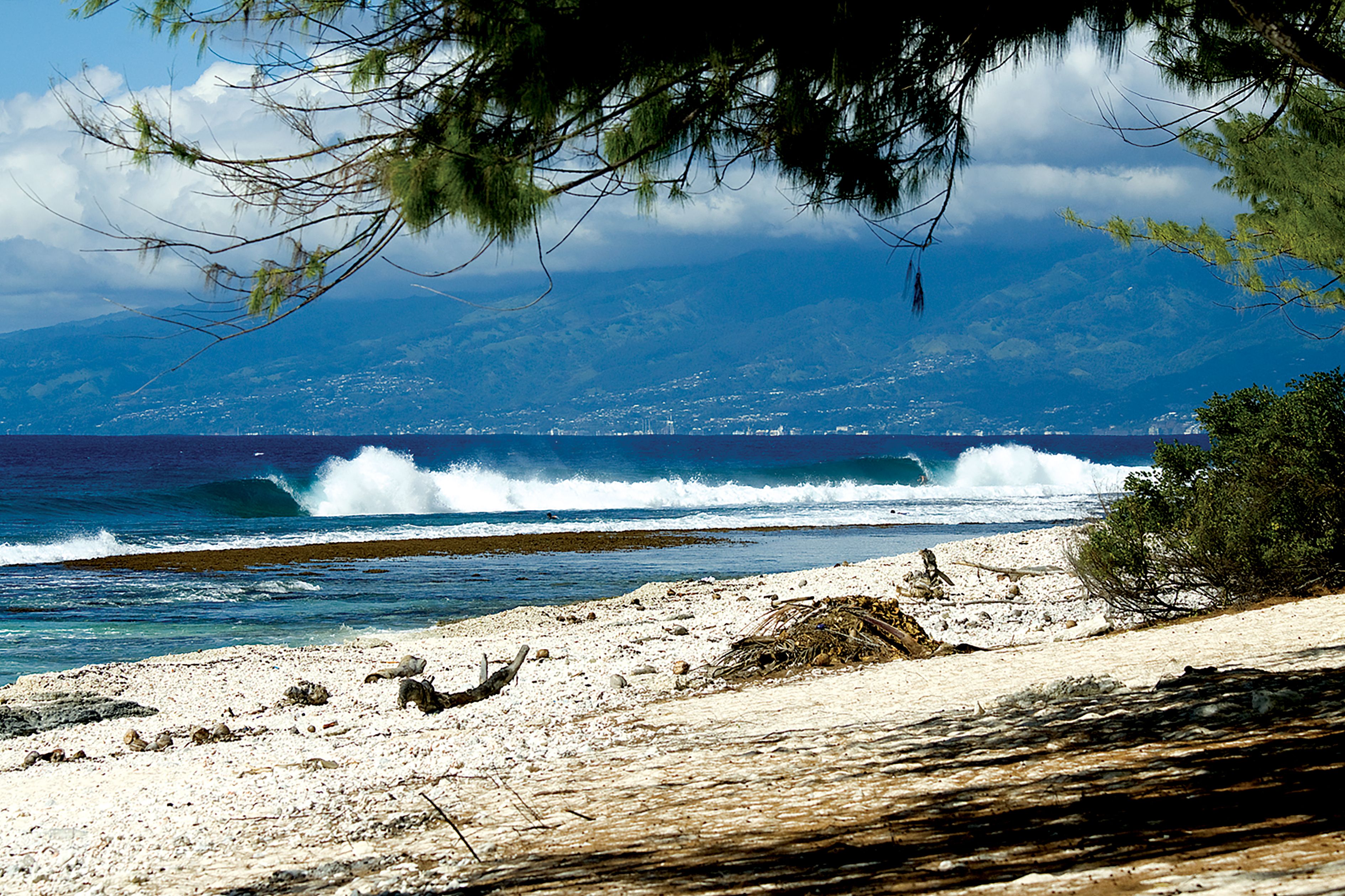 Temae Surf Guide (Tahiti and Moorea, French Polynesia) – Wave Info ...
