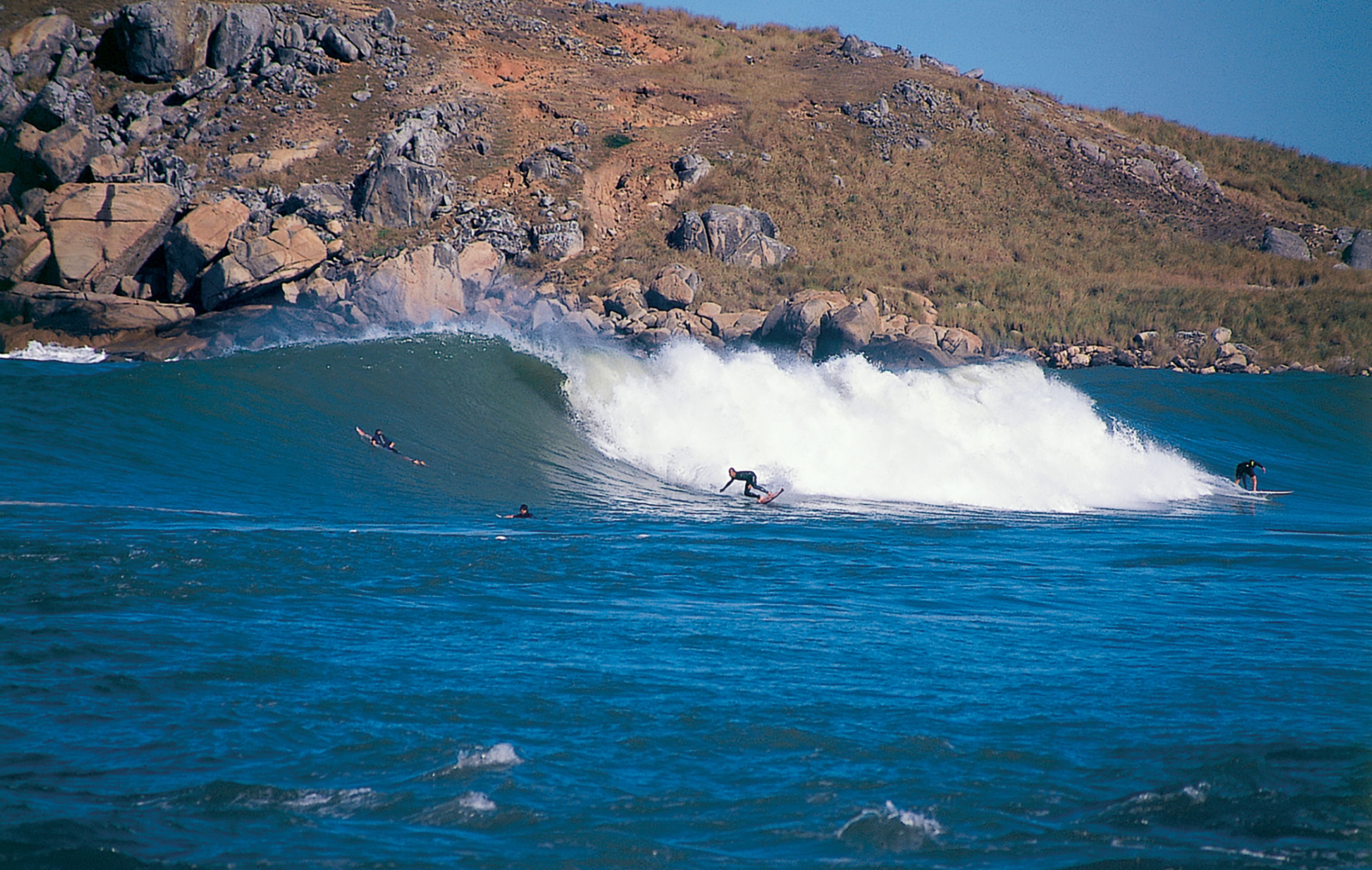 Surfing in Brazil – Guide to Best Surf Spots & Seasons | Stormrider ...