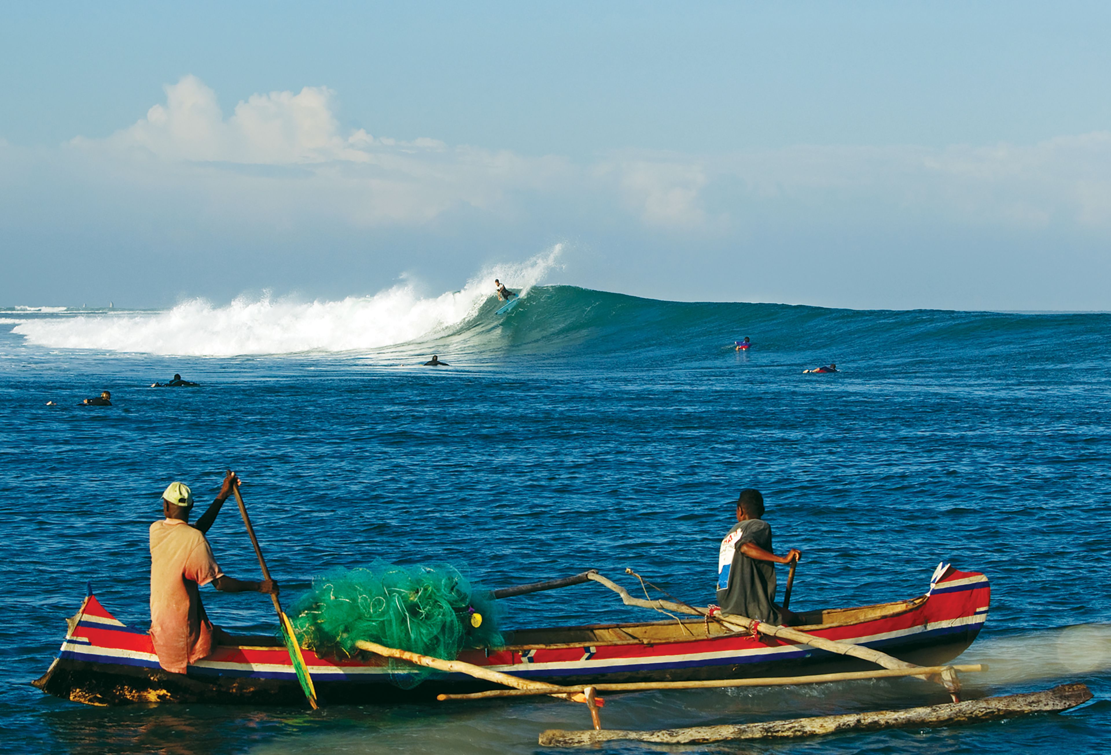 TT's Surf Guide (Vezo Reefs, Madagascar) – Wave Info & Tips ...